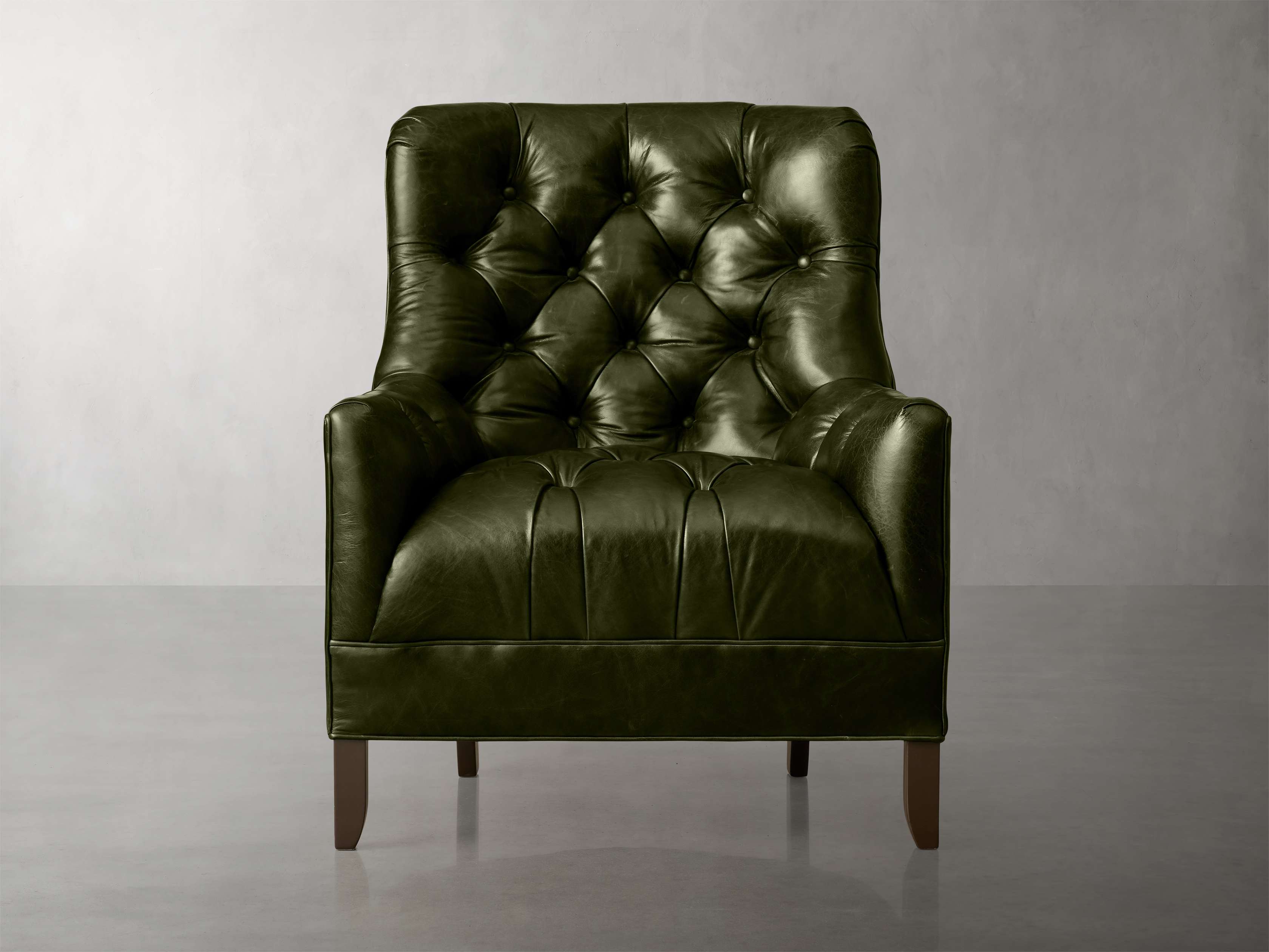 Club Chair – Vivo Lamp